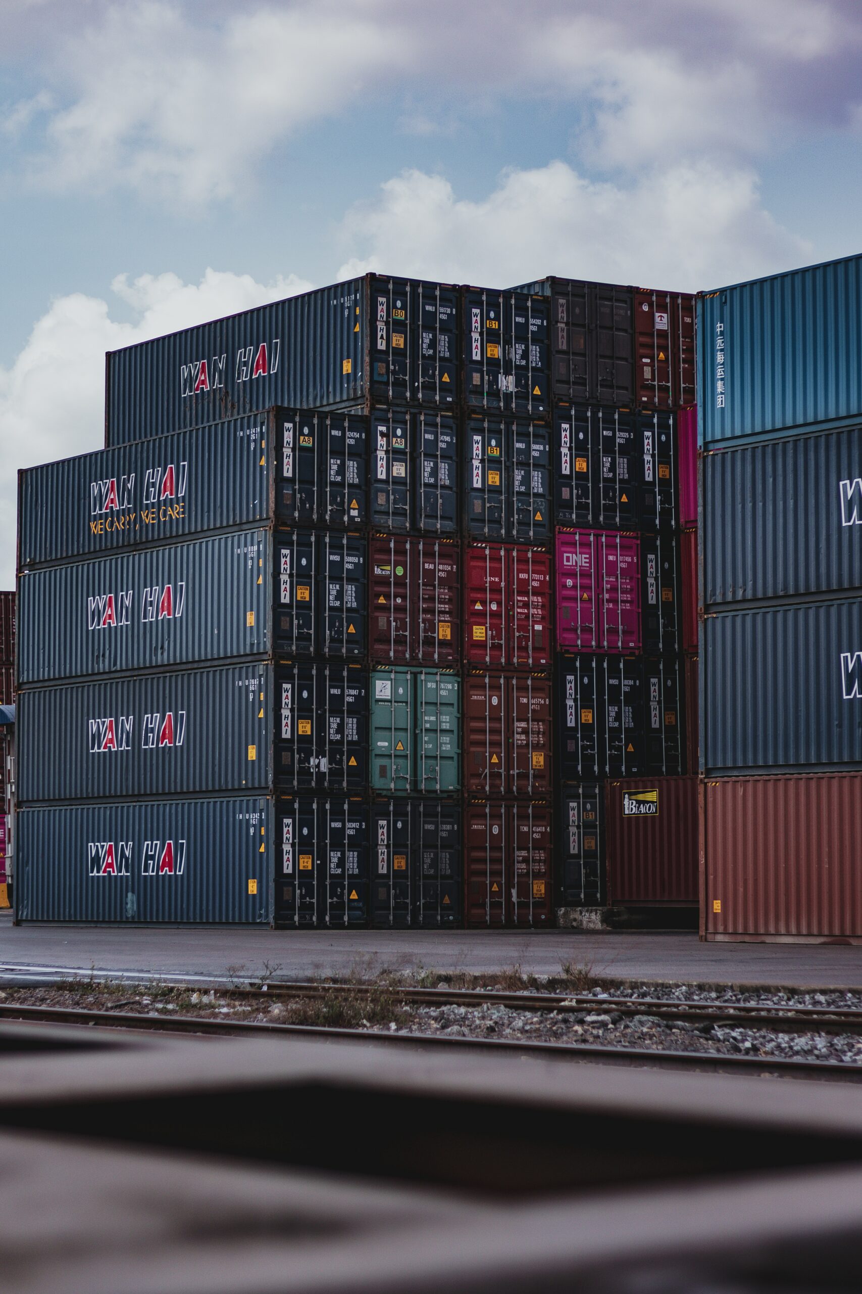 Heavy Lifting Needed to Decarbonise the Freight Sector - Changing Transport